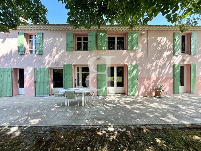 Maison 6 pièces à vendre à Noves
