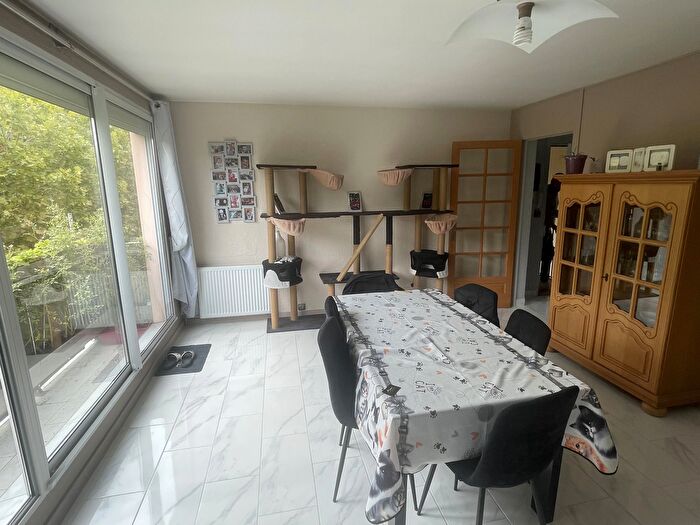 Appartement 4 pièces à vendre - Le Grand-Quevilly, Roosevelt Est, Sainte-Lucie
