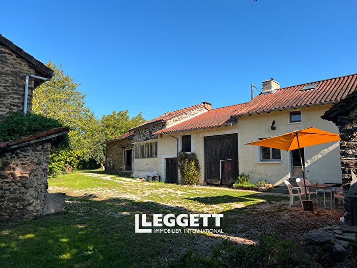 Maison à vendre - Thiviers - 4 pièces - 3 chambres