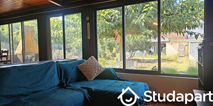 Appartement à louer - Ouest, Bompas - 1 pièce