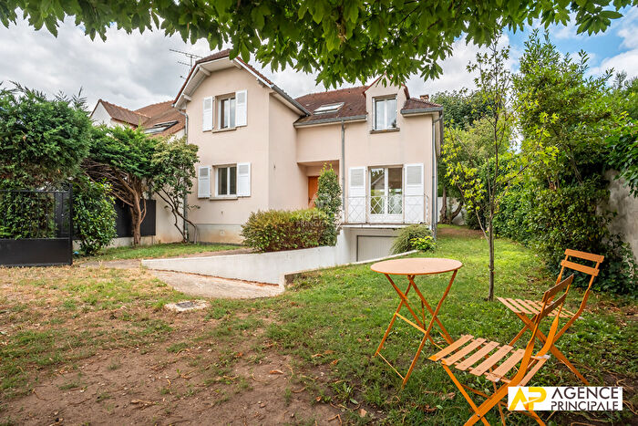 Maison 7 pièces à Maisons-Laffitte, Ouest, à vendre