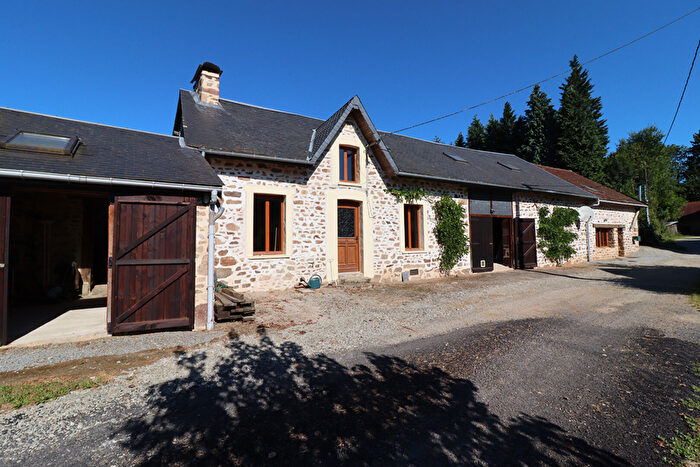 Maison à vendre - Domps - 6 pièces - 4 chambres