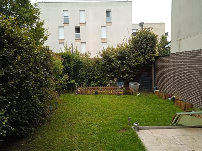 Appartement à vendre - Valenton - 3 pièces - 2 chambres