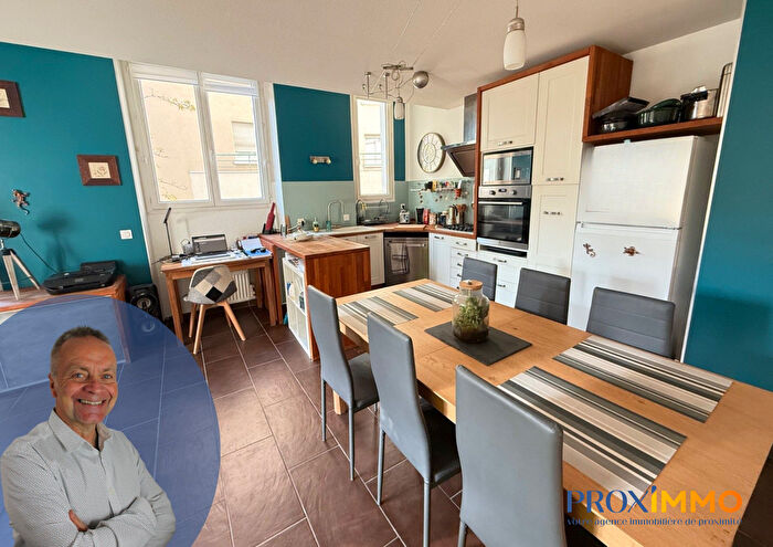 Appartement 3 pièces à vendre - Voiron, Centre-ville, Gare