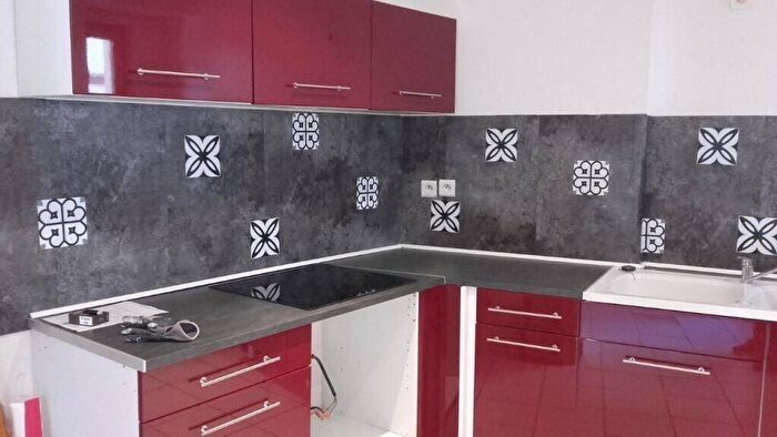 Maison à louer - Régny - 5 pièces - 4 chambres