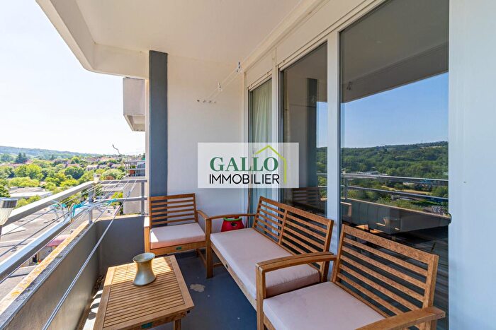 Appartement 5 pièces à Villefontaine, Servenoble, à vendre