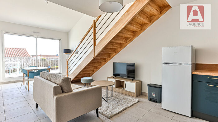 Appartement à vendre - Saint-Gilles-Croix-de-Vie - 3 pièces - 2 chambres