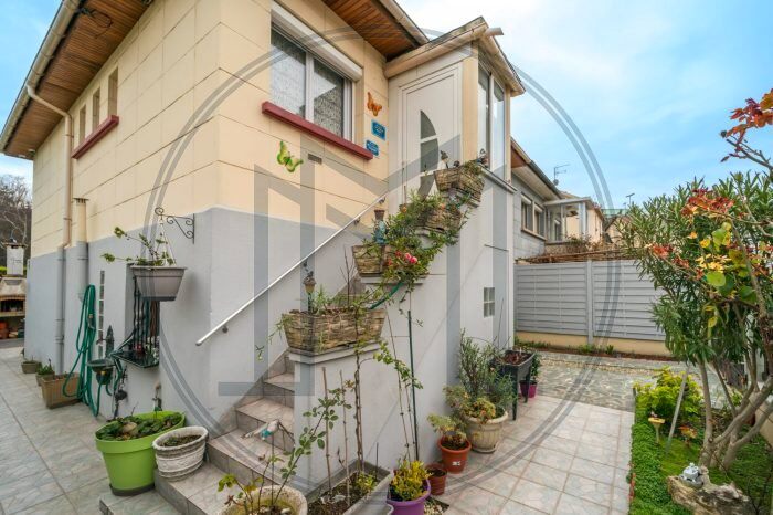 Maison à vendre - Noisy-le-Sec, Cité des Fleurs - 4 pièces - 3 chambres