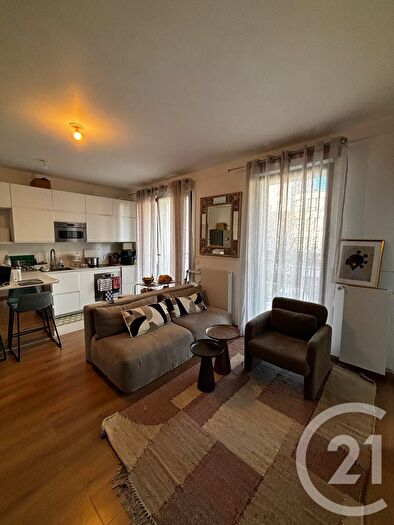 Appartement à louer - Choisy-le-Roi, Gondoles - 3 pièces - 2 chambres