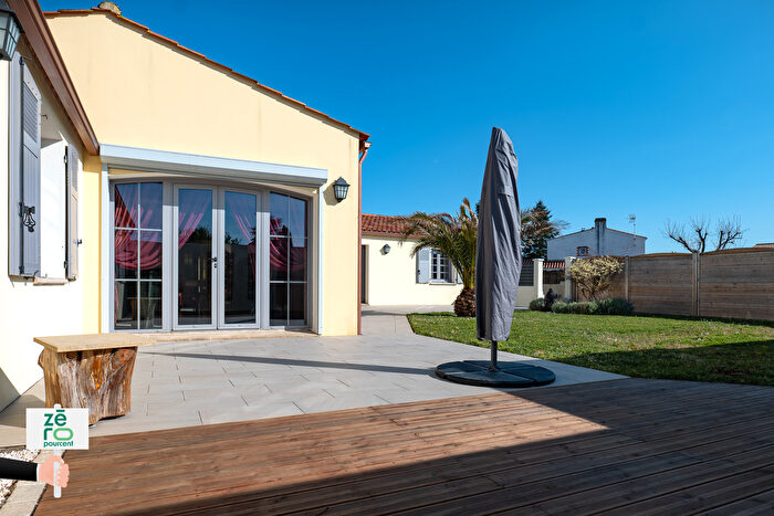 Maison à vendre - Challans, Route de Cholet, Route de la Roche-sur-Yon - 7 pièces - 4 chambres