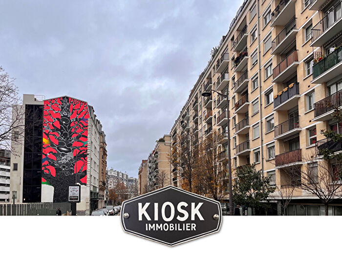 Appartement à louer - Paris e , Butte-aux-Cailles - 3 pièces - 2 chambres