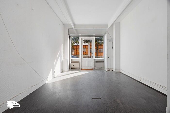 Appartement 2 pièces à vendre - Paris 15ème, Pasteur, Montparnasse