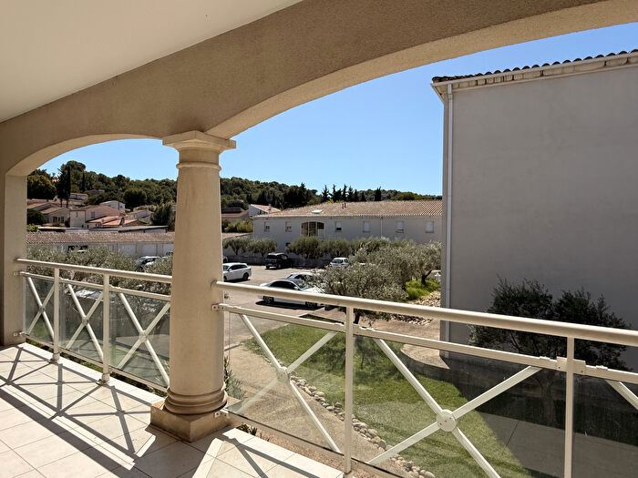 Bagnols-sur-Cèze, Bosquet : Appartement 3 pièces à vendre