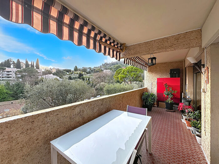 Appartement à vendre - Vence, Saint-Martin, Lubiane, Le Suve - 2 pièces - 1 chambre