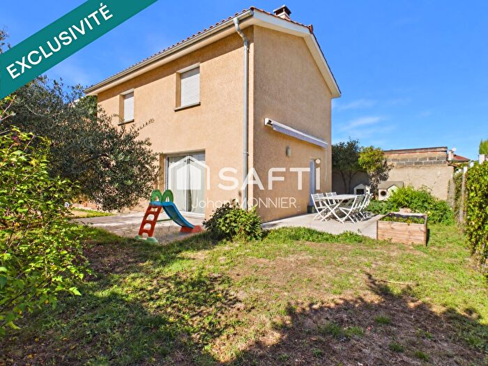 Maison 5 pièces à Villefranche-sur-Saône, Nord Est, à vendre