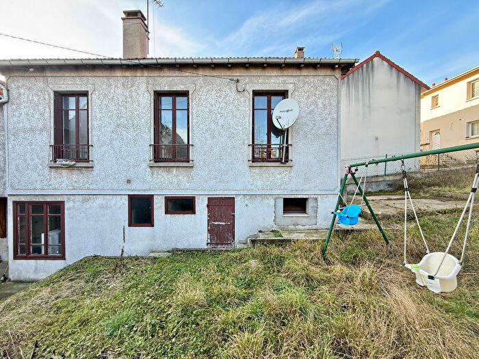 Montreuil, Montreau, Le Morillon : Maison 2 pièces à vendre