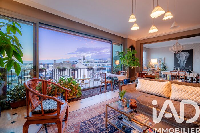 Appartement à vendre - Limoges, Centre-ville, Hôtel de Ville, Emailleurs - 5 pièces - 4 chambres