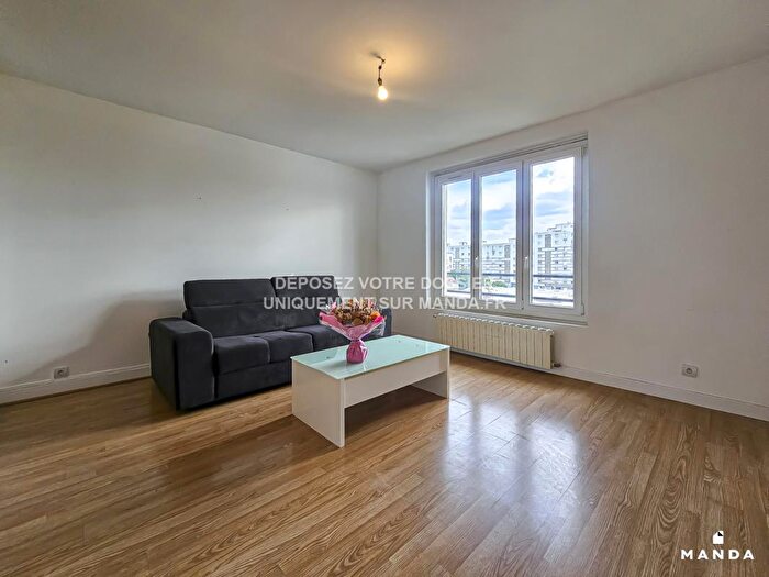 Aubervilliers, Paul Bert : Appartement 3 pièces à louer