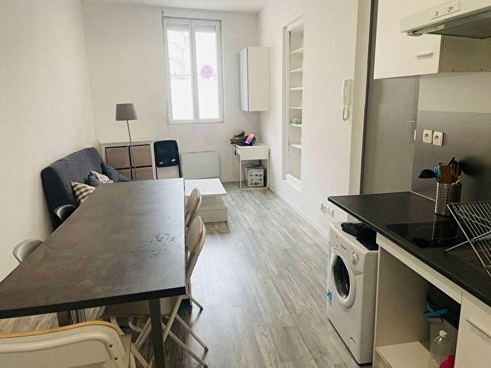 Appartement à louer - Saint Marc-Croix de Pierre-Saint Nicaise, Rouen - 2 pièces - 1 chambre