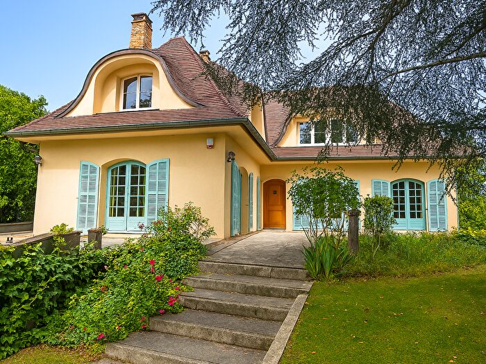 Maison à vendre - LHaÿ-les-Roses, Centre-ville - 7 pièces - 5 chambres