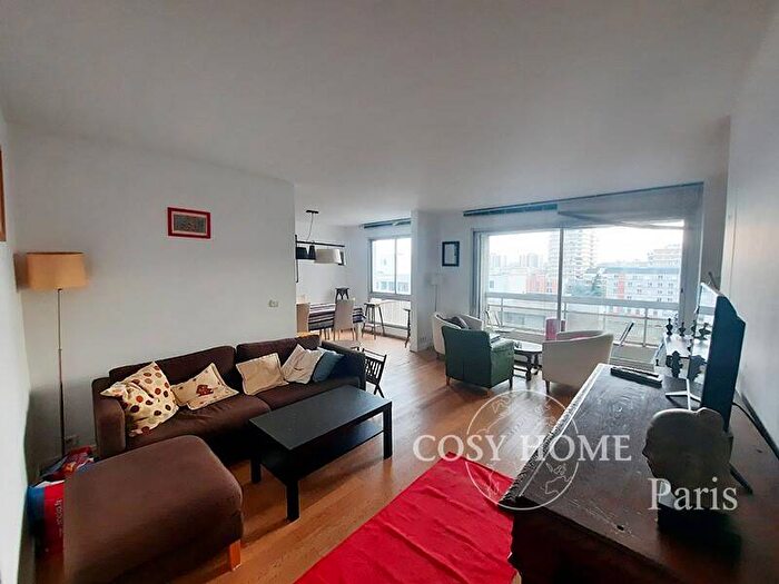 Appartement à louer - Buttes Chaumont, Paris ème arrondissement - 4 pièces - 2 chambres