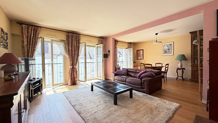 Appartement 4 pièces à vendre - Rueil-Malmaison, Coeur de Ville