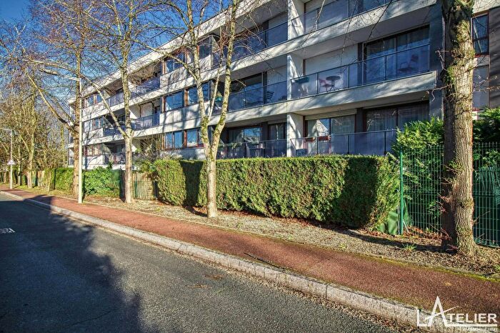 Appartement à vendre - Sèvres, Les Bruyères - 3 pièces - 2 chambres
