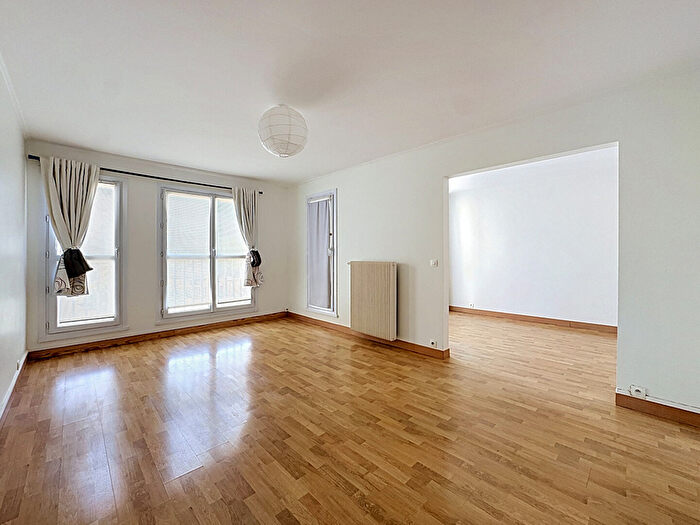 Appartement 5 pièces à Villiers-sur-Marne, Les Portes de Villiers, à louer