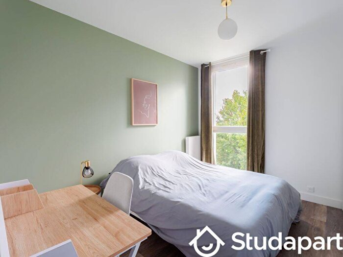 Appartement à louer - Les Linandes, Cergy - 1 pièce - 1 chambre