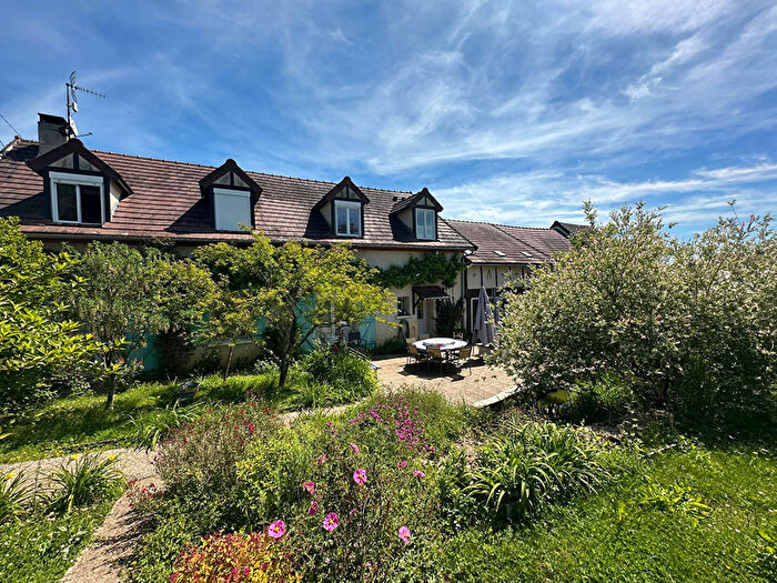 Maison 16 pièces à vendre à Vignol