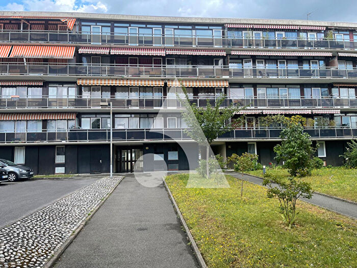 Appartement à vendre - Livry-Gargan, Nord - 3 pièces - 3 chambres