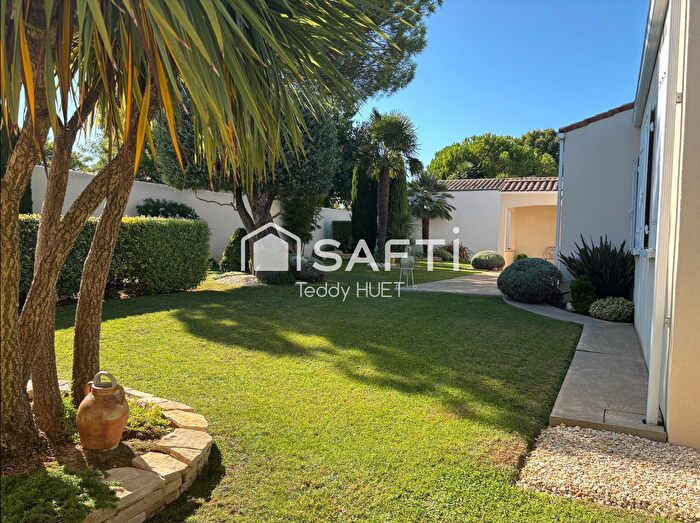 Maison à vendre - Saint-Xandre - 5 pièces - 3 chambres