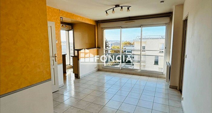 Charles de Gaulle-Gambetta, Savigny-sur-Orge : Appartement 2 pièces à louer