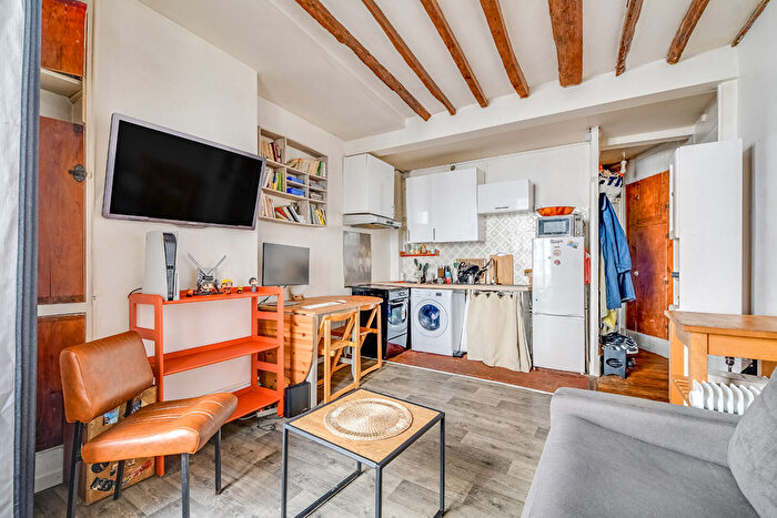 Appartement à vendre - Paris e , Barbès, Château Rouge - 2 pièces - 1 chambre