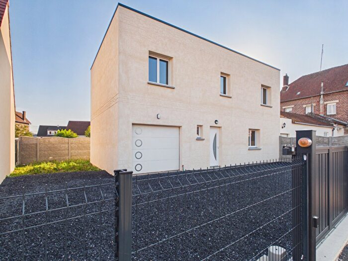 Tergnier, Tergnier ville : Maison 6 pièces à vendre