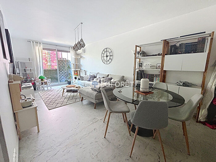 Appartement 4 pièces à Perpignan, La Gare, à vendre