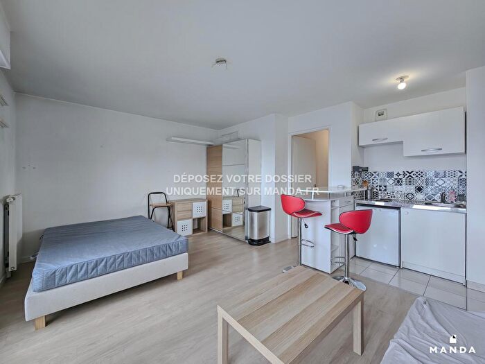 Appartement 1 pièce à louer - Rosny-sous-Bois, Centre-ville