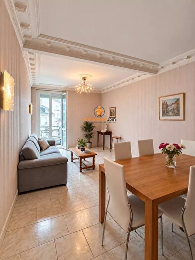 Appartement 4 pièces à Lourdes, Centre-ville, Place Peyramale, Gare, à vendre