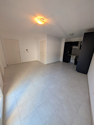 Appartement à louer - Saint-Martin-du-Var - 2 pièces - 1 chambre