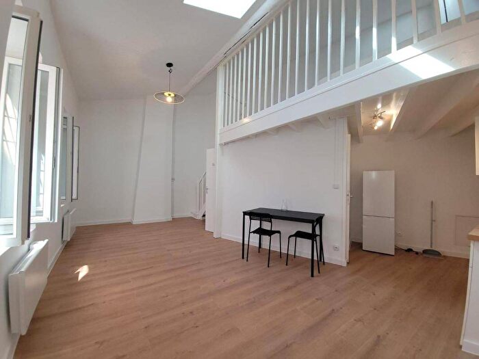 Appartement à louer - Saint Louis, Lyon ème arrondissement - 1 pièce