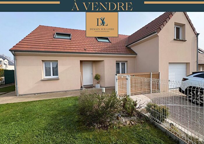 Meung-sur-Loire - Maison 5 pièces à vendre
