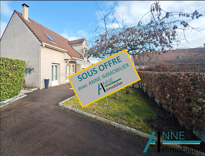 Maison à vendre - Saint-Rémy - 4 pièces - 3 chambres