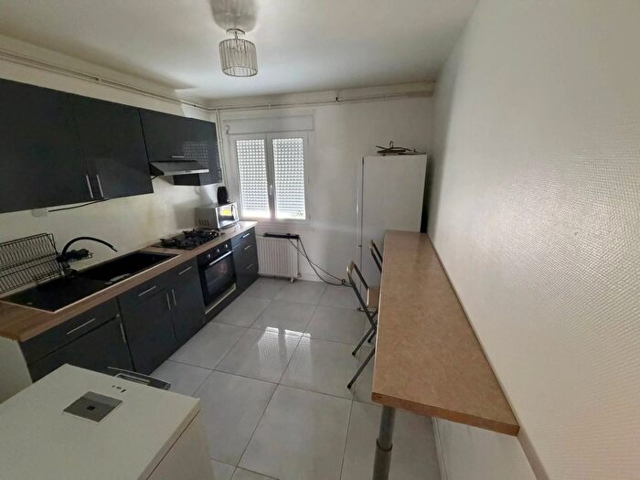 Appartement 4 pièces à vendre à Saint-Jean-de-la-Ruelle, Alleville, Les Chaises