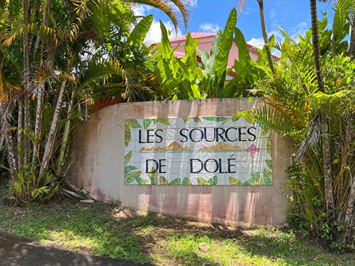 Appartement à vendre - Gourbeyre - 4 pièces - 3 chambres