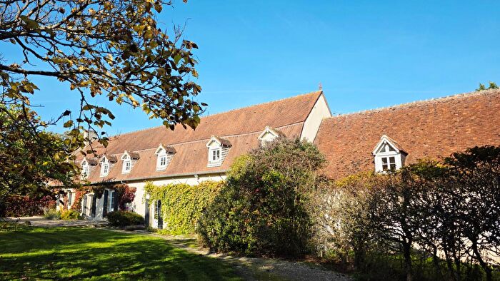 Maison à vendre - Marmagne - 13 pièces - 8 chambres