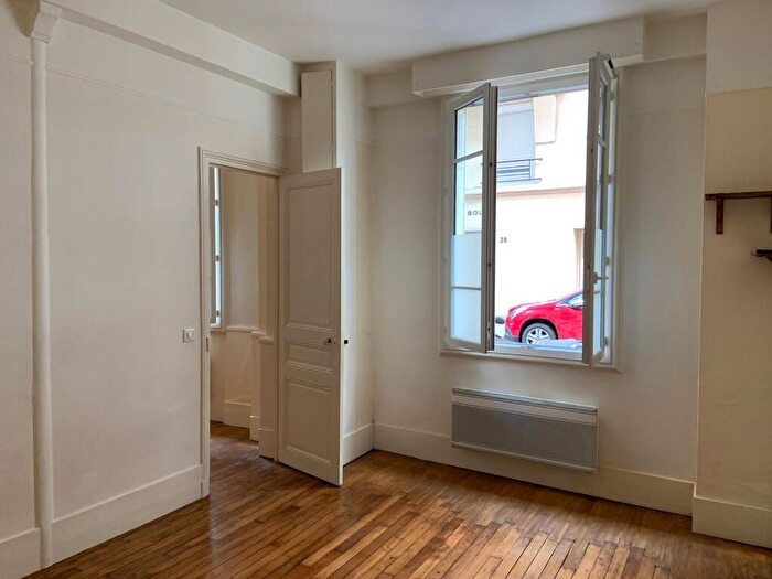 Appartement à louer - Auteuil Sud, Paris ème arrondissement - 3 pièces - 2 chambres