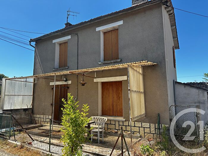 Maison à vendre - Loubillé - 4 pièces - 2 chambres