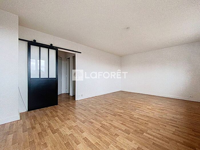 Appartement à louer - Cerisaie, Elbeuf - 2 pièces - 1 chambre