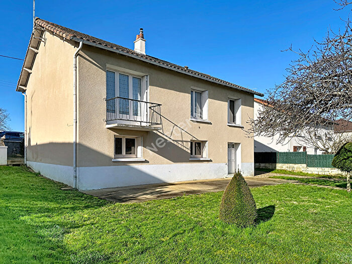 Maison à vendre - Migné-Auxances - 5 pièces - 3 chambres