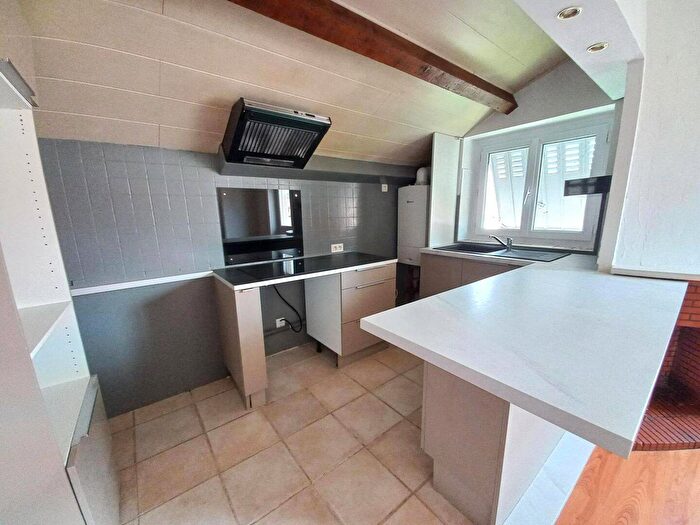 Appartement 4 pièces à Gare-Beauregard, Millau, à louer